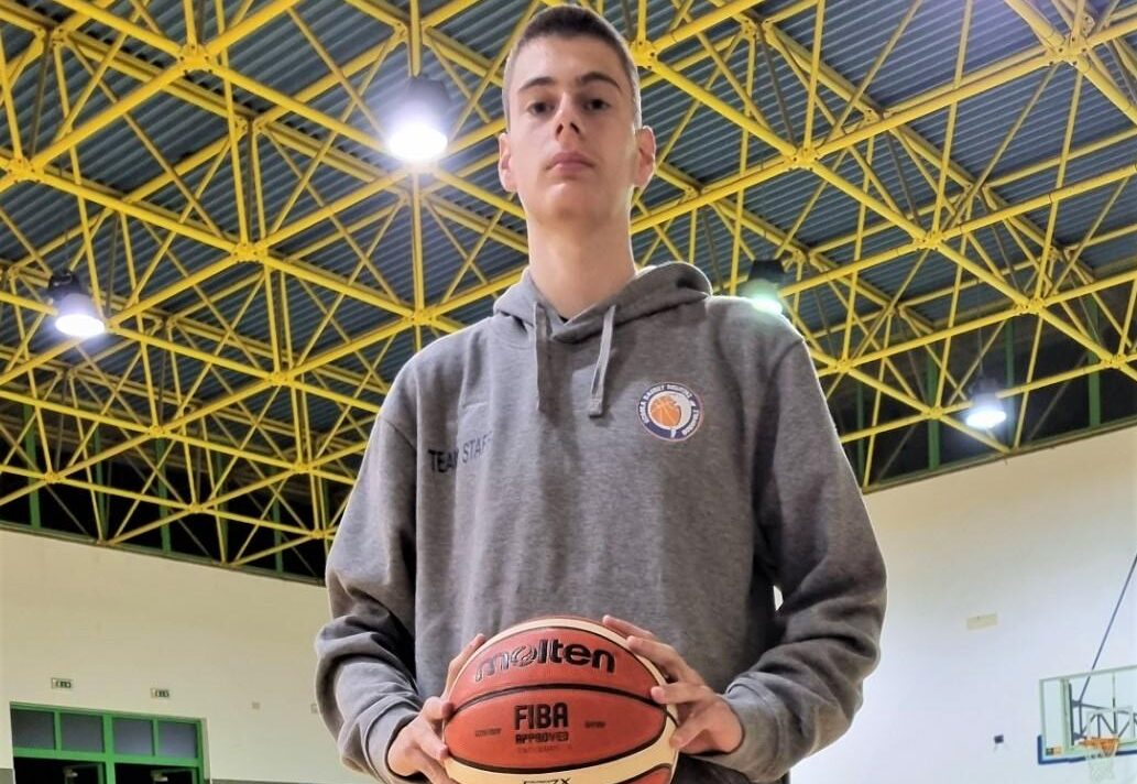 Srdan Sakovic nella Scuola Basket Delfini. Barnaba: "Atto di fiducia ...