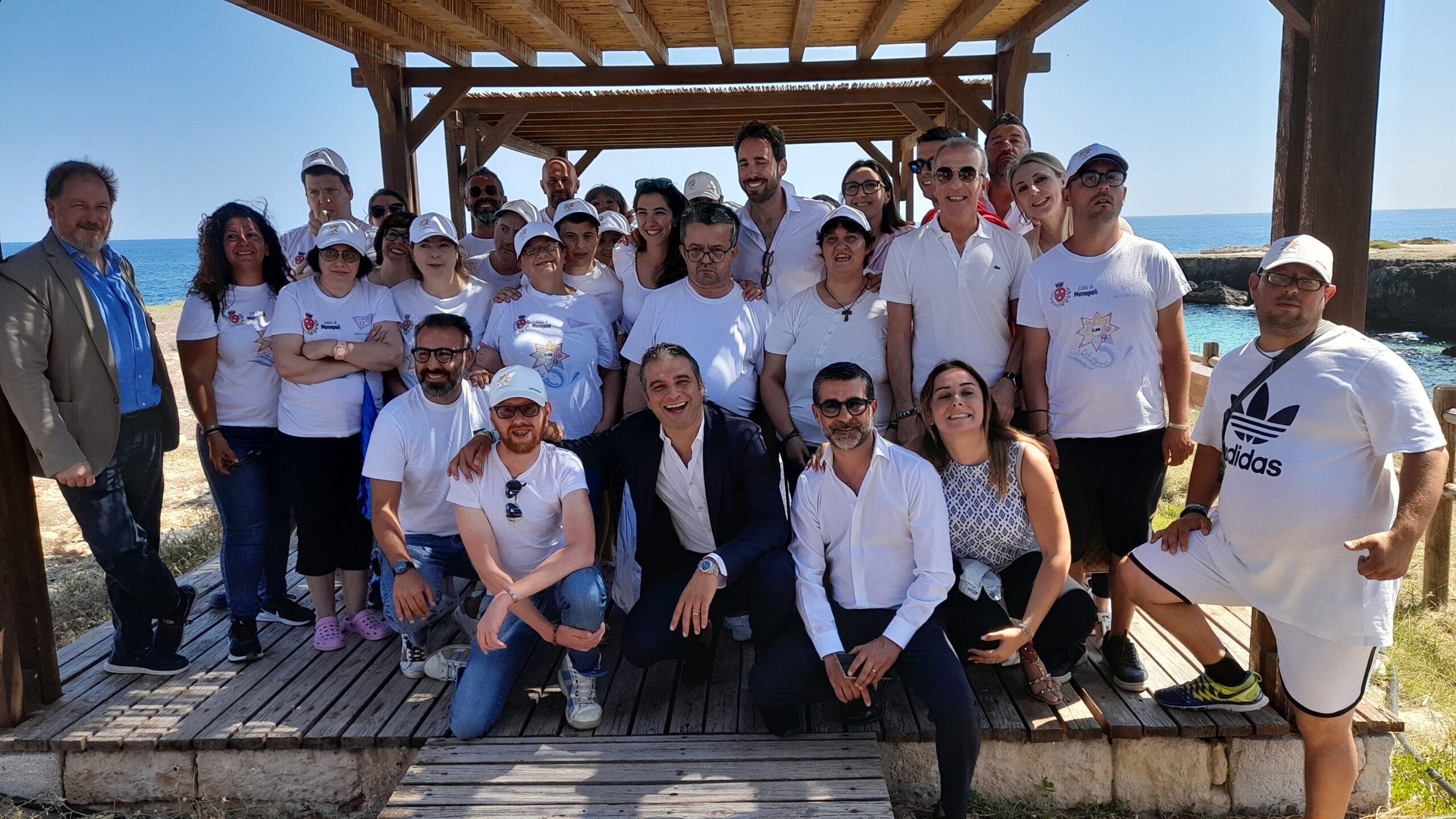 Monopoli, Cala Monaci a misura di disabile con "DIVERSIdaMARE"